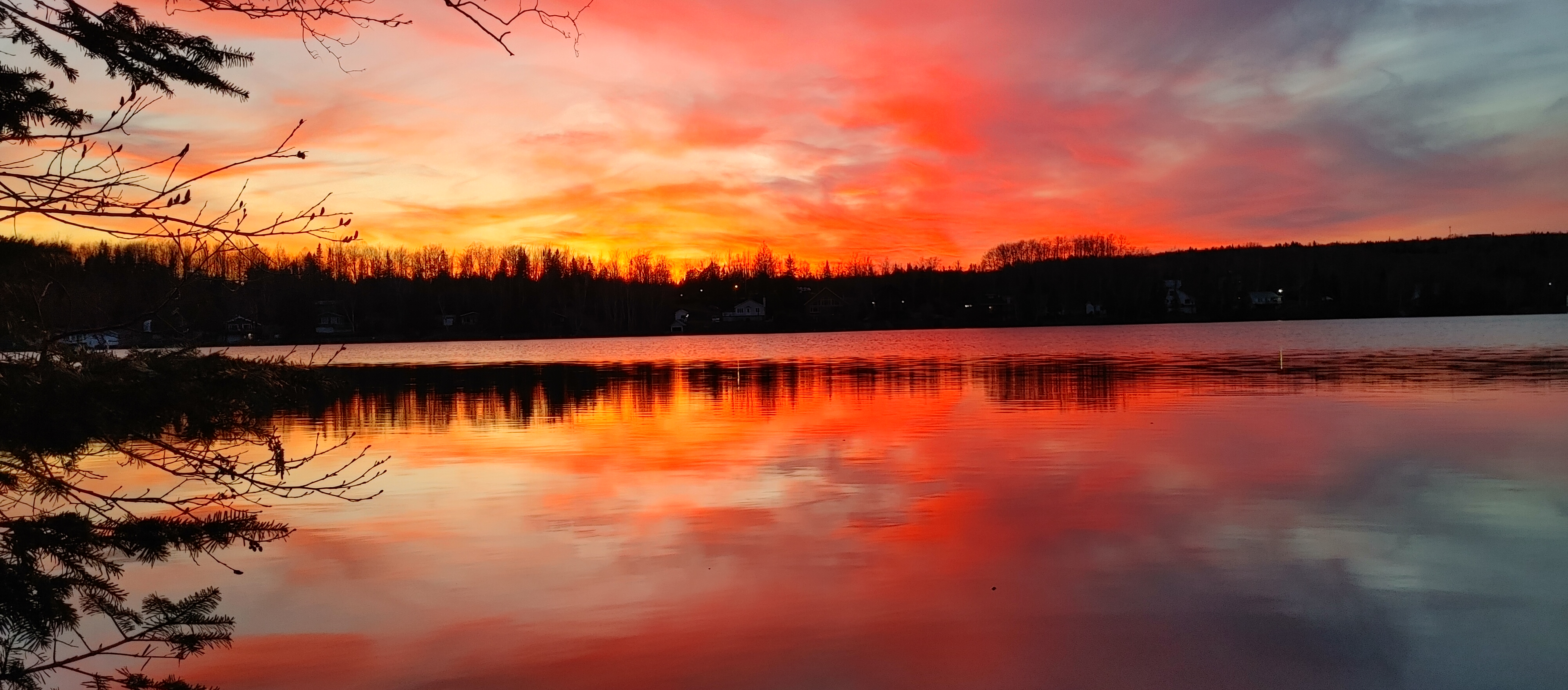 Saint‑Mathieu‑de‑Rioux – Un village vibrant entre lac et montagne ...